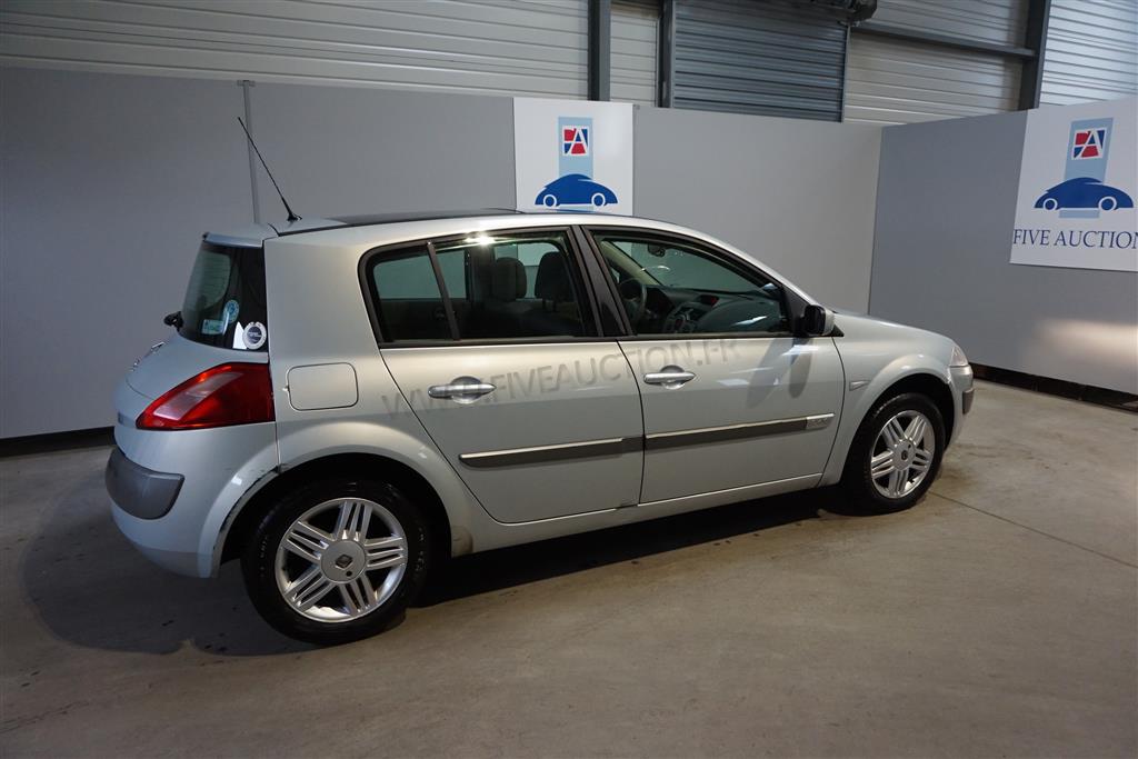 3294 - RENAULT MEGANE II 1.9 DCI 120CV PRIVILEGE - VENTE DE VEHICULES ...