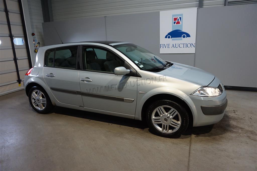 3294 - RENAULT MEGANE II 1.9 DCI 120CV PRIVILEGE - VENTE DE VEHICULES ...