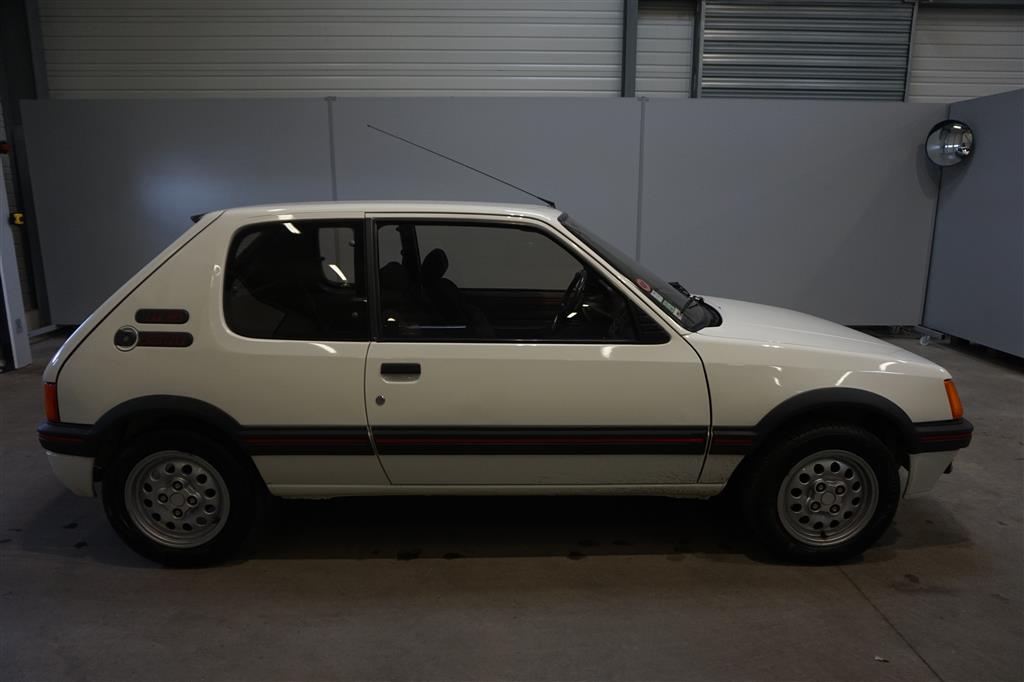 4976 - PEUGEOT 205 GTI 1.6 - VENTE DE VEHICULES UTILITAIRES ET ...