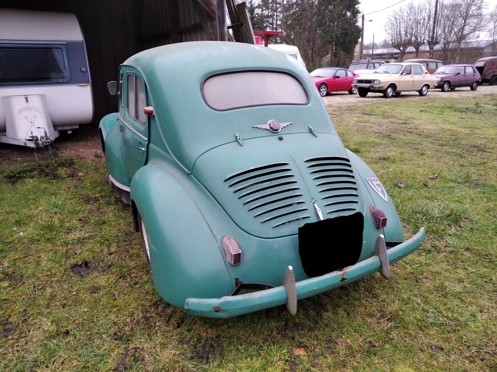 5615 - RENAULT 4CV Grand Luxe 1952 - VENTE DE VÉHICULES DE COLLECTION ...