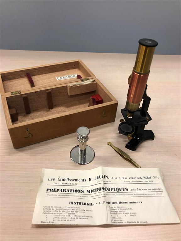Microscope R.JEULIN en métal/laiton - VENTE MOBILIER OBJETS BIJOUX VINS ...