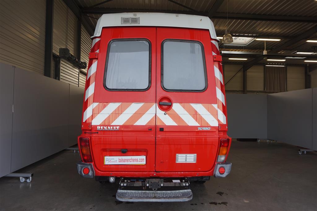 5411 - RENAULT B110 50 MESSENGER - VENTE DE VEHICULES UTILITAIRES ET ...