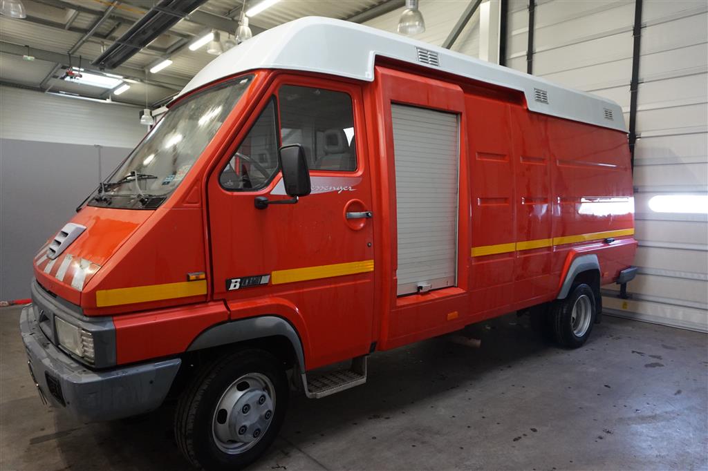 5411 - RENAULT B110 50 MESSENGER - VENTE DE VEHICULES UTILITAIRES ET ...