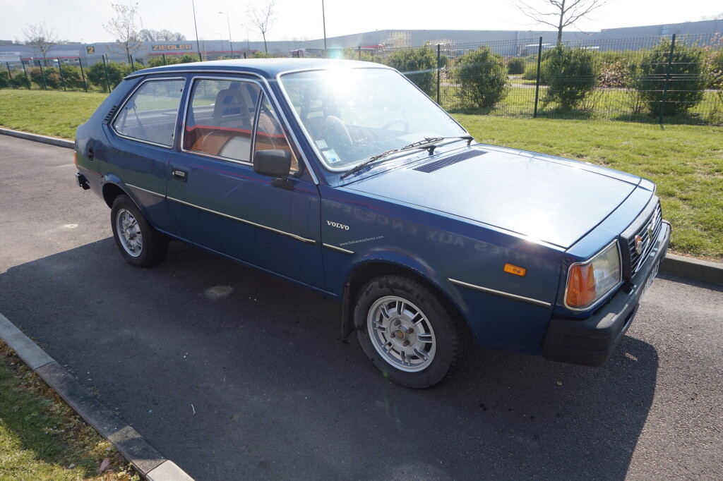 6151 - VOLVO 343 DL coach 1979 - VENTE PHYSIQUE ET LIVE DE VEHICULES DE ...