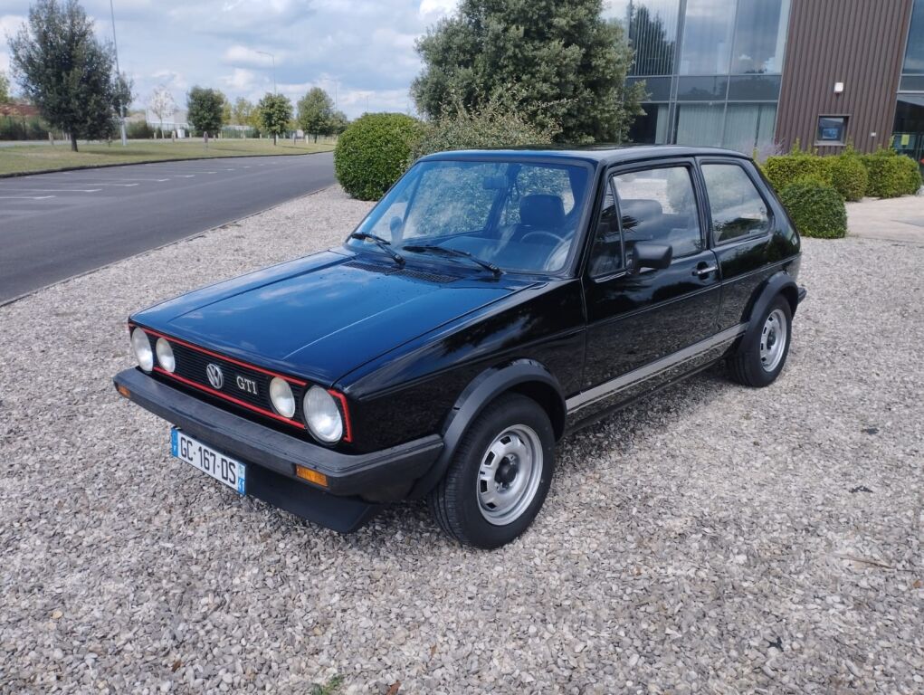 Volkswagen Golf GTI Marque : Volkswagen Modèle : Golf GTI Année : 1980 ...