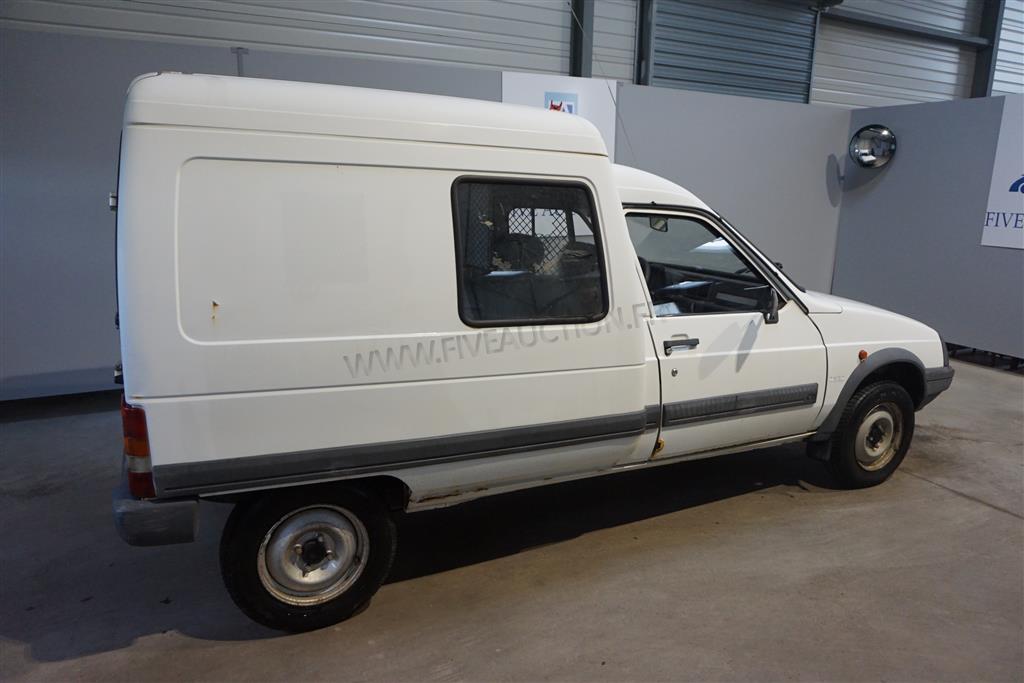 3650 - CITROEN C15 1.9 D 60CV FIRST - VENTE DE VEHICULES UTILITAIRES ET ...