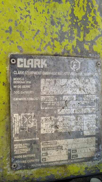 chariot élévateur clark gpm 30 Fenwick de 1992 élévateur équipé d'un ...