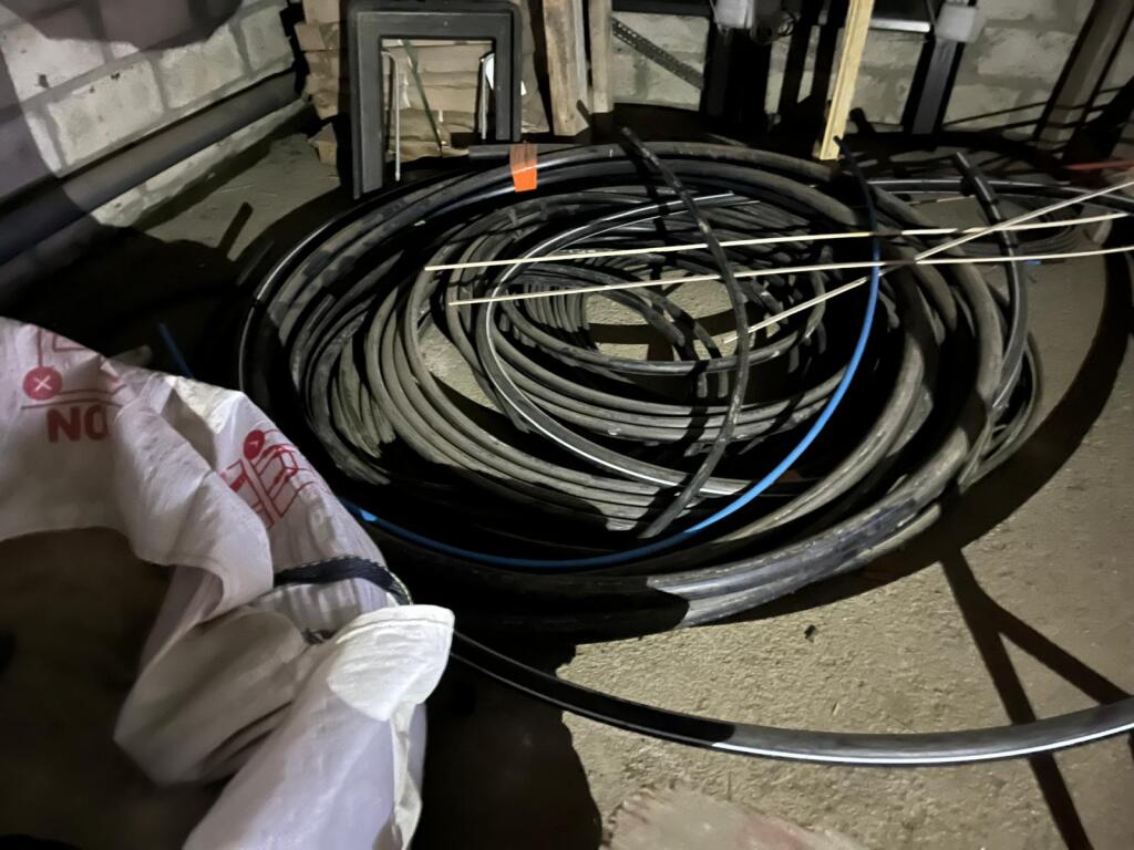 Lot de gaines PVC divers diamètres, gaines de chantier, fourreau, TPC ...